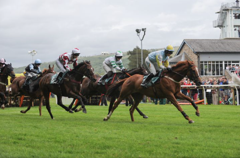 Lisa O’Neill takes £5,000 worth of diamonds home to Ireland – Amateur ...