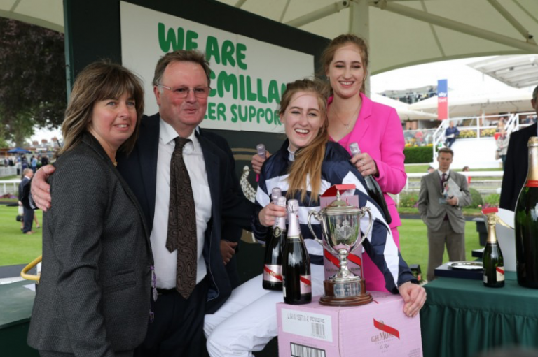 SOPHIE DODS CLAIMS QM CUP IN 1ST CAREER VICTORY! – Amateur Jockeys ...