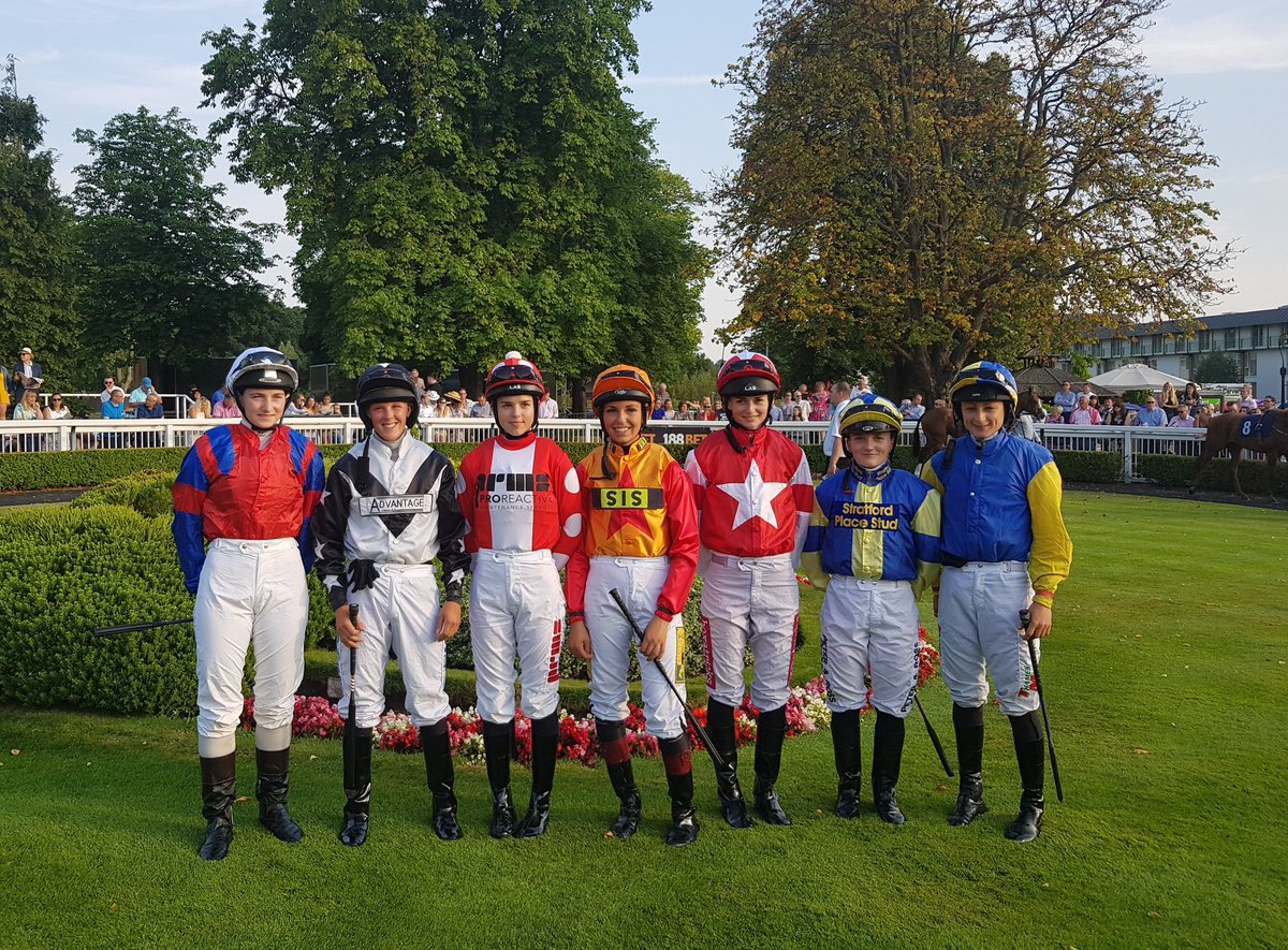Ellie MacKenzie’s smooth as Silk victory at Lingfield – Amateur Jockeys ...