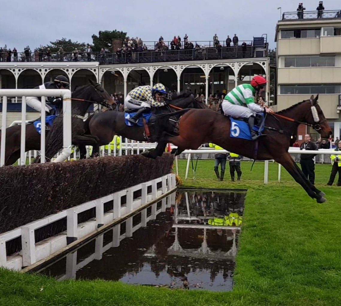 Luca Morgan enjoys win at Plumpton with Winter Spice – Amateur Jockeys ...
